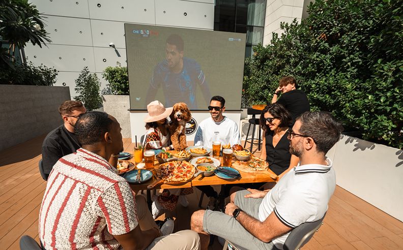 FIVE LUXE JBR Dubai: Pool, Dining & Spa Festive Experiences