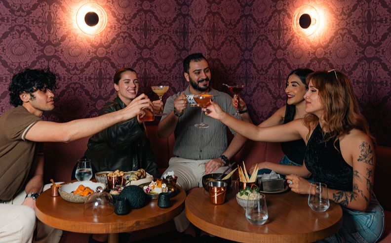 Flying Elephant Dubai: Speakeasy, Brunch & Live Nights